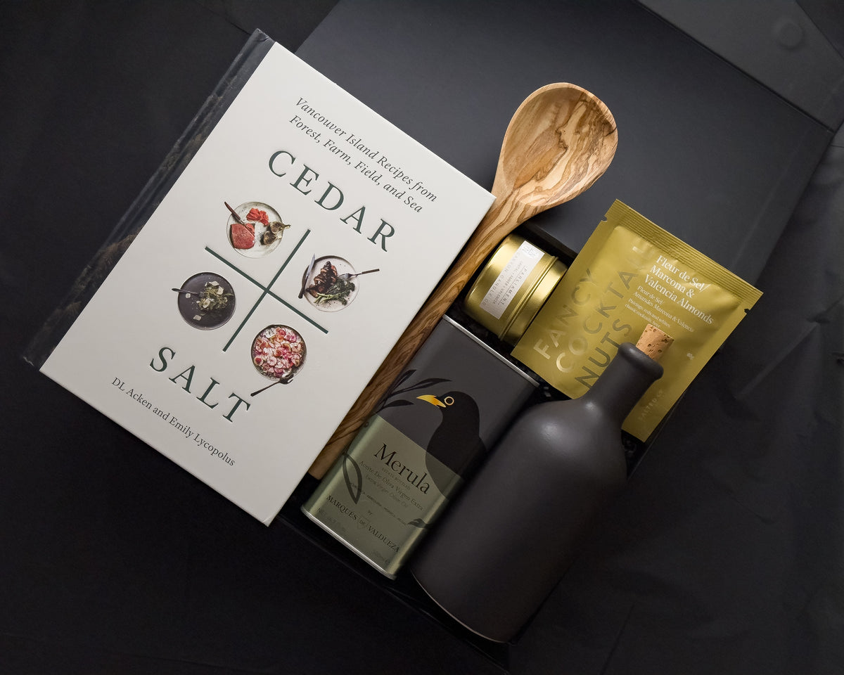 The Coastal Kitchen Gift Box – Magnolia Boxes